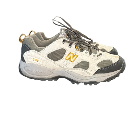 New Balance | Shoes | New Balance Country Trail Walkers 642 Tan Brown ...